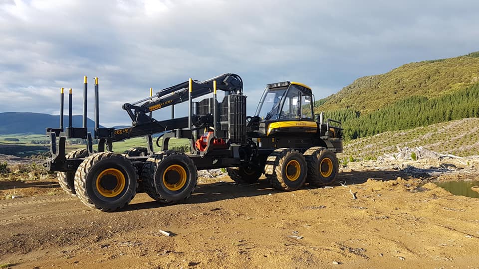 Ponsse - 2 Tyre Tracks and Hire