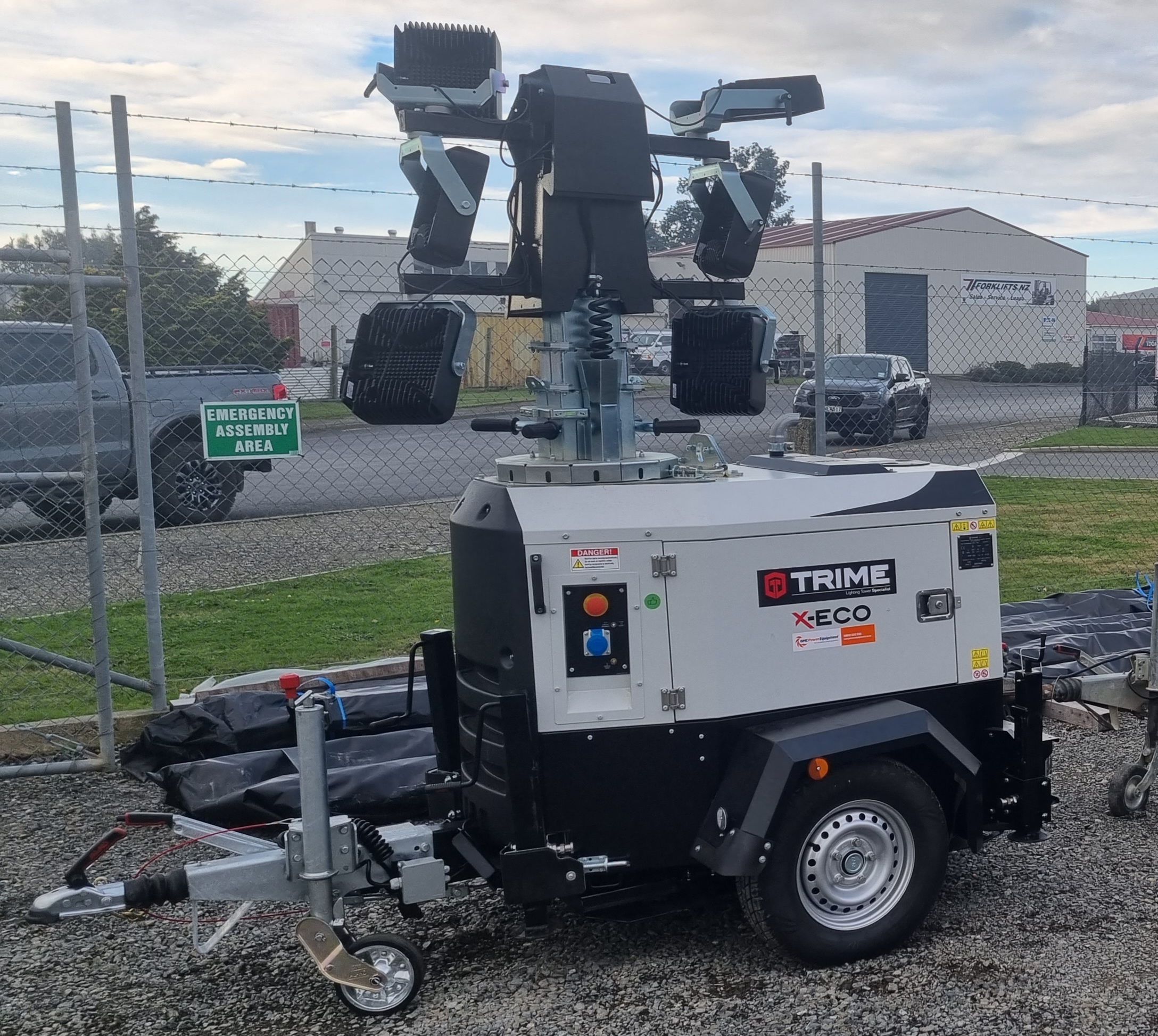 TRIME Eco X LED Light towers - 2 Tyre Tracks and Hire